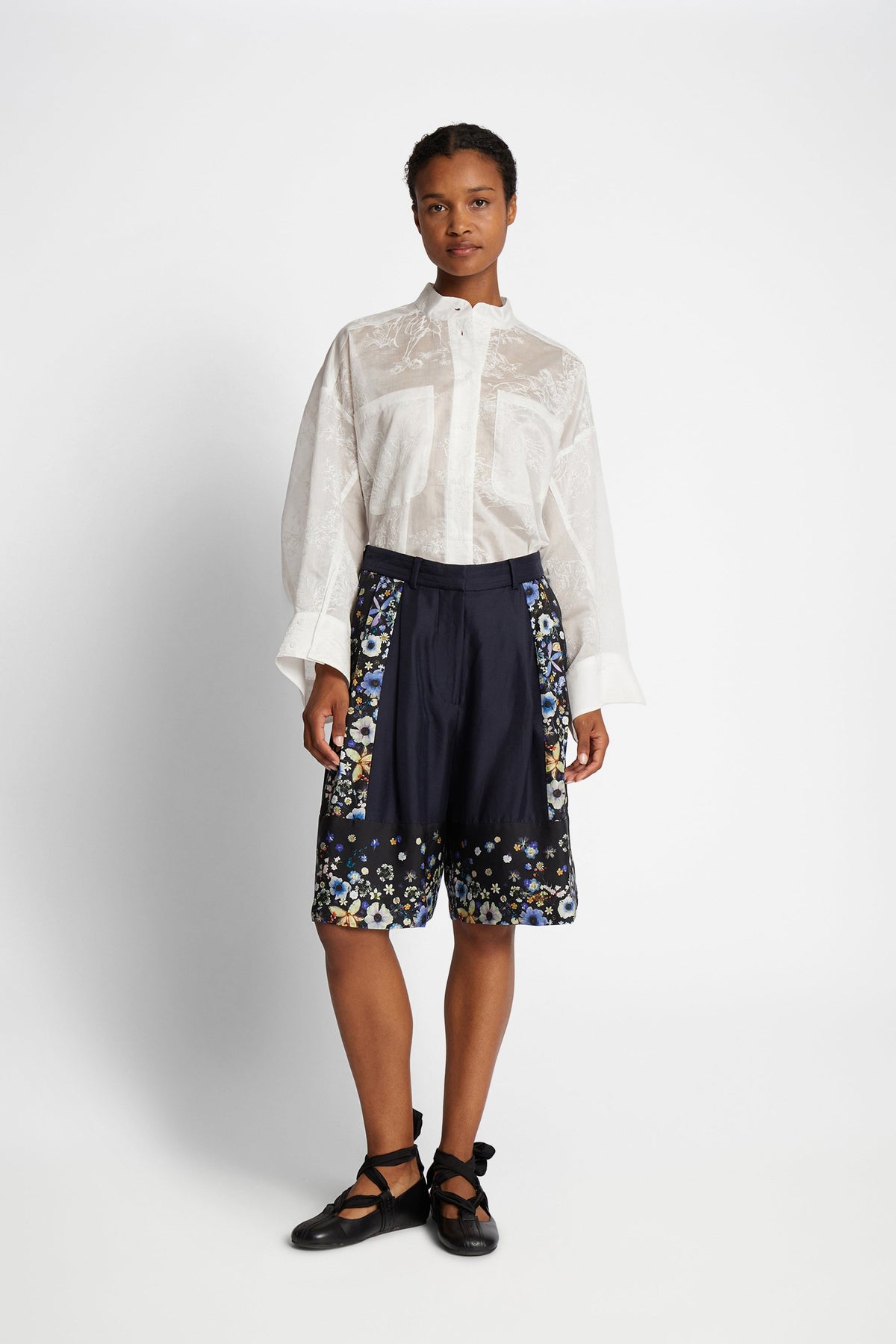 Trousers & Shorts - Munthe | Browse our Collection Online